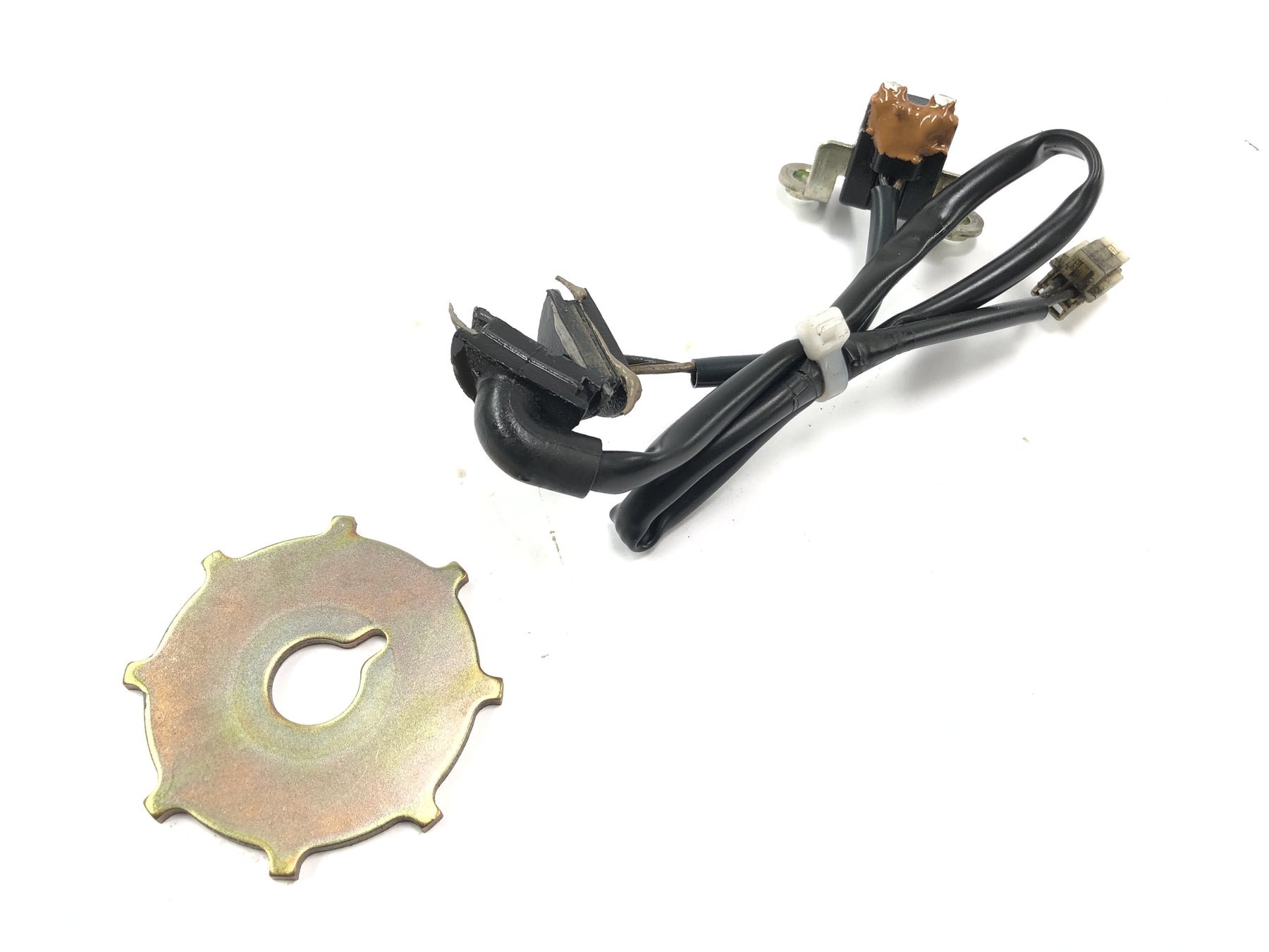 Yamaha YZF R1 RN09 [2003] - crankshaft sensor pickup sensor