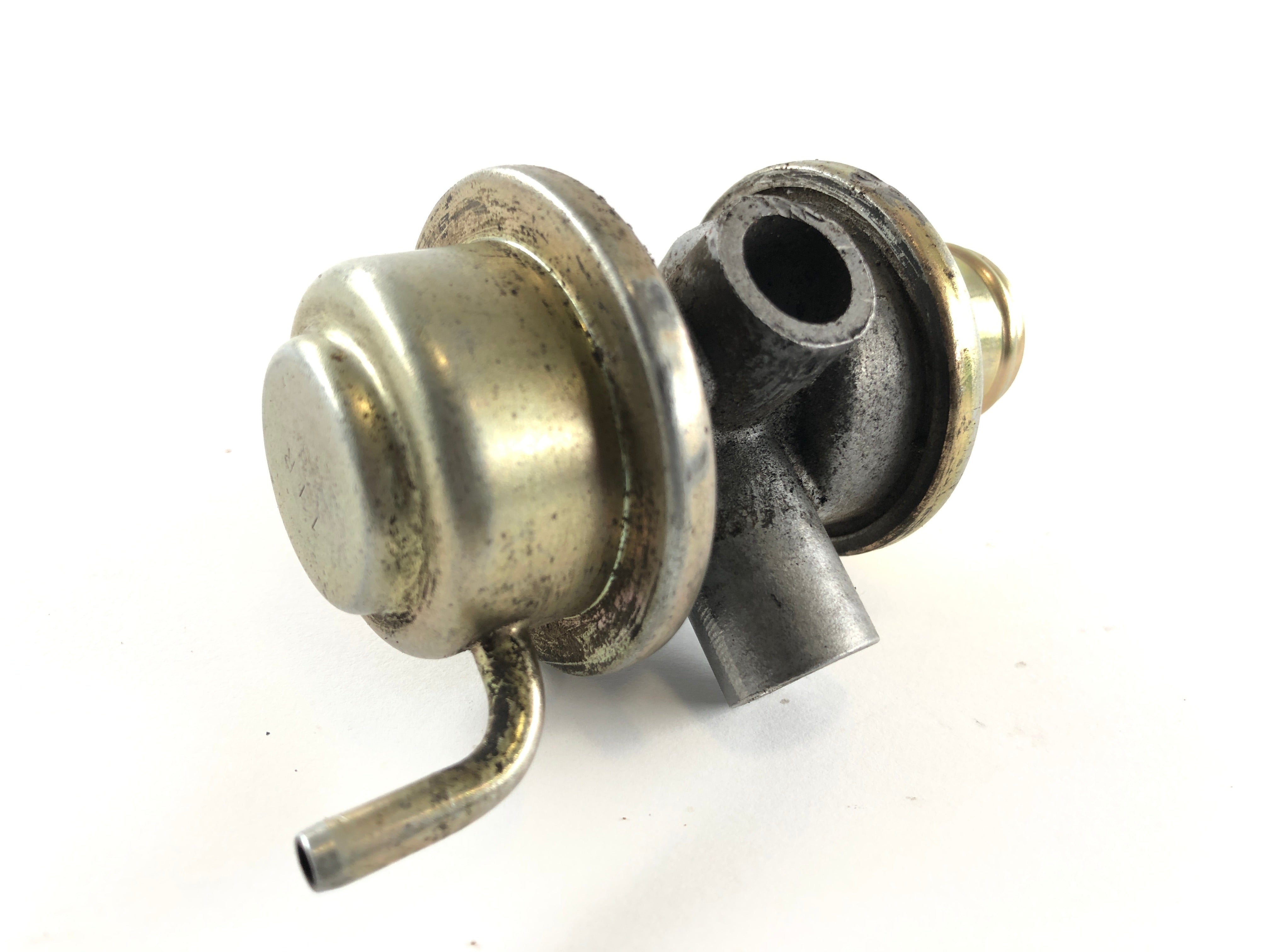 KTM LC4 620 Adventure [1996] - Secondary air valve